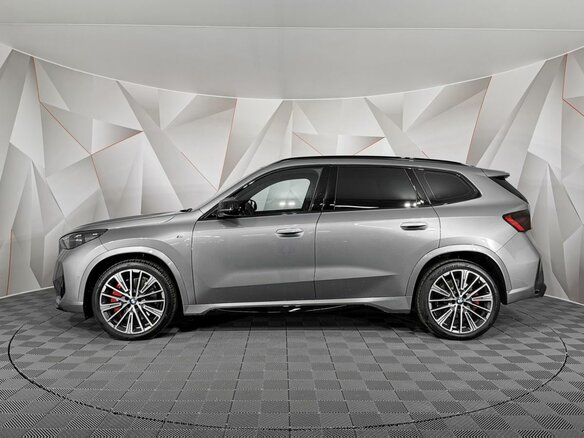 Купить б/у BMW X1 III (U11/U12) M35Li 2.0 AMT (300 л.с.) 4WD бензин робот в Москве: серый БМВ Х1 ...