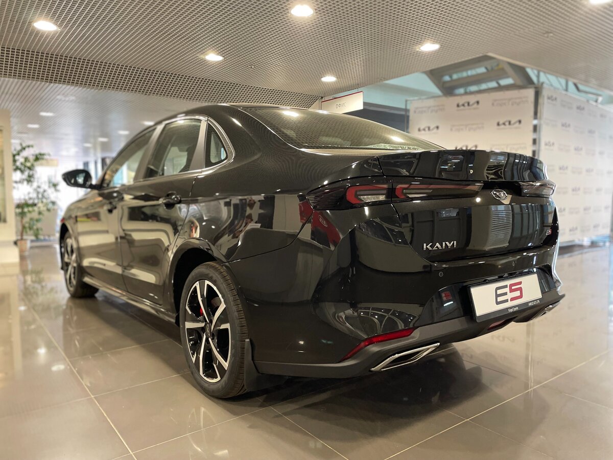 Купить новый Kaiyi E5 2021-2023 1.5 CVT (147 л.с.) бензин вариатор в Ярославле: чёрный Каи е5 ...