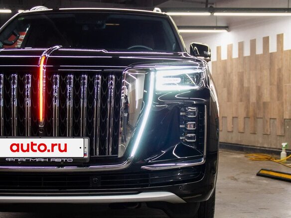 Купить б/у Hongqi LS7 2022-2025 4.0 AT (360 л.с.) 4WD бензин автомат в Москве: чёрный Хончи ЛС7 ...