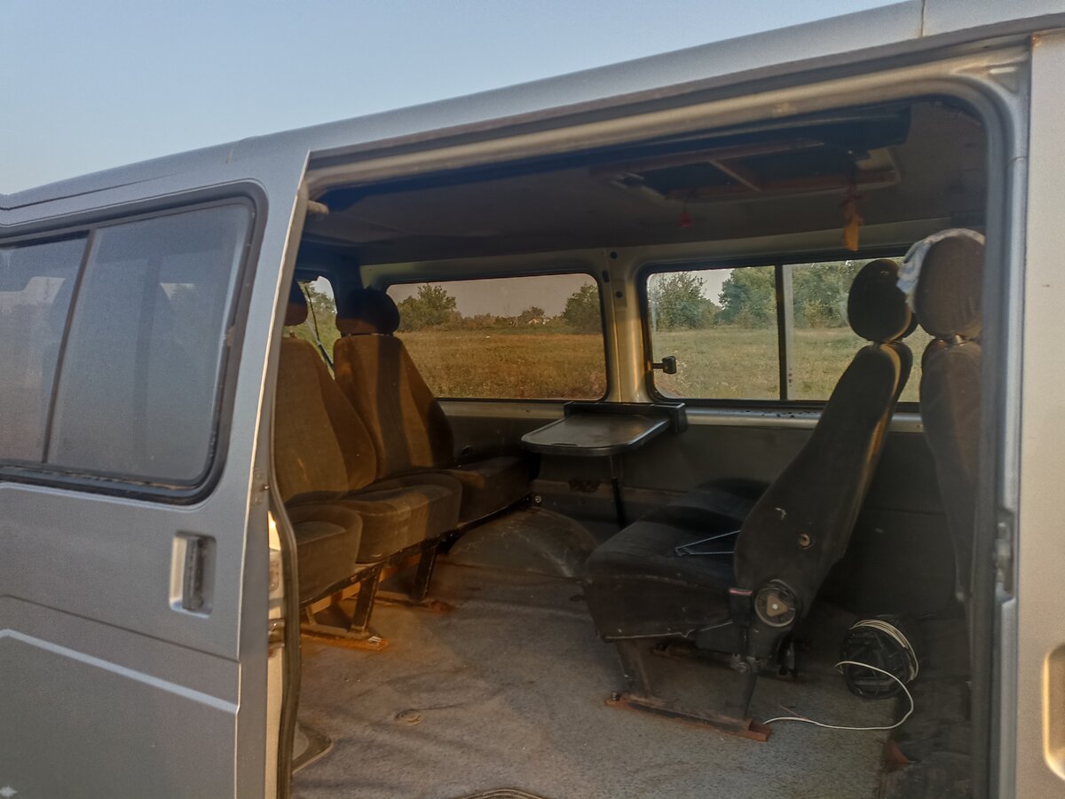 Купить б/у ГАЗ Соболь (2217) бензин механика в Симферополе: серый ...