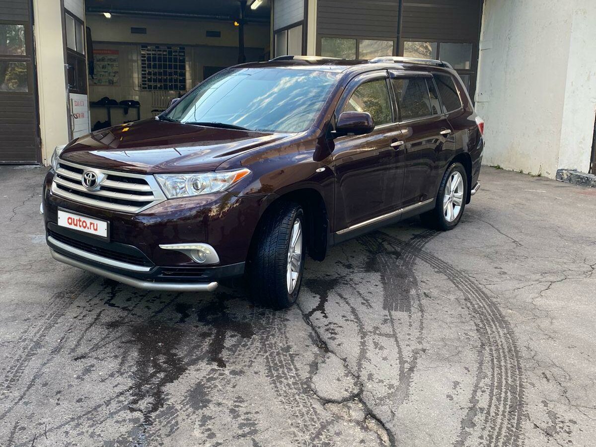 Купить б/у Toyota Highlander II (U40) Рестайлинг 3.5 AT (273 л.с.) 4WD ...