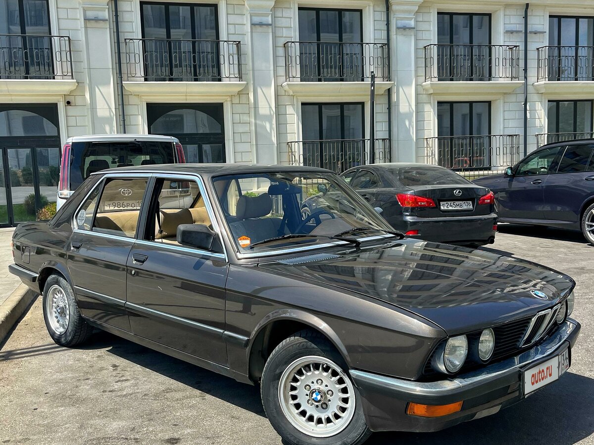 Купить б/у BMW 5 серии II (E28) 525E 2.7 AT (125 л.с.) бензин автомат в ...