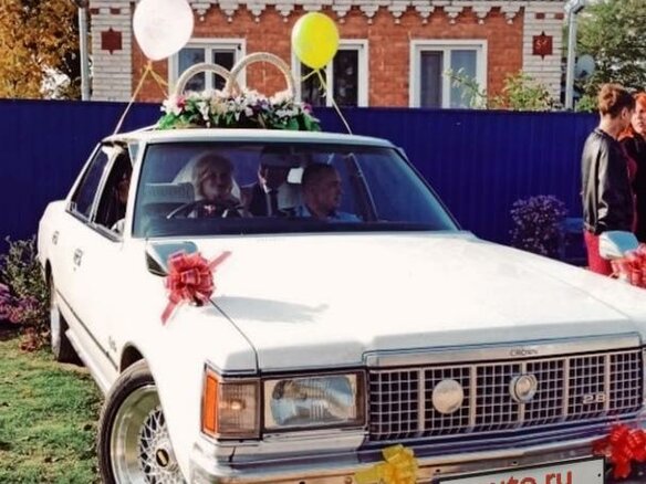 Купить б/у Toyota Crown VI (S110) 2.0 AT (125 л.с.) бензин автомат в ...