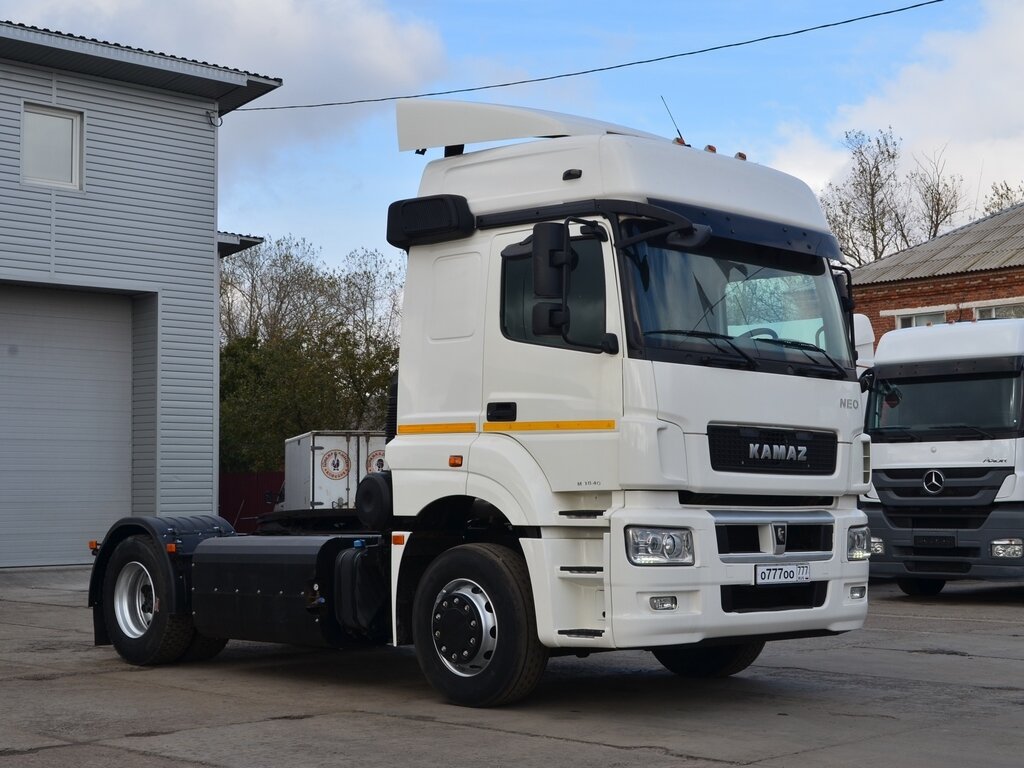 Купить б/у КамАЗ 5490 дизель автомат в Кимовске: белый 2018 года на ...
