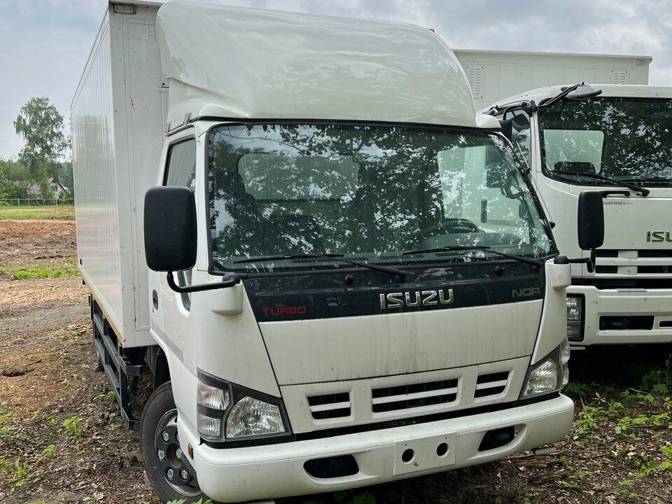 Купить б/у Isuzu Elf (N-series) дизель механика в Новой Москве: белый фургон 2022 года на Авто ...