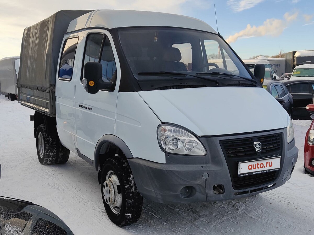 Купить б/у ГАЗ ГАЗель (3302) бензин механика в Омске: белый бортовой грузовик 2014 года на Авто ...