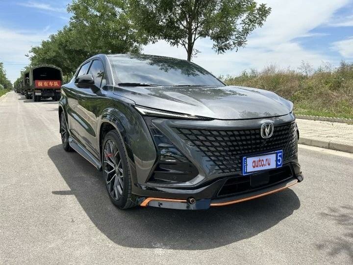 Купить б/у Changan UNI-T 2020-н.в. 1.5 AMT (188 л.с.) бензин робот во ...