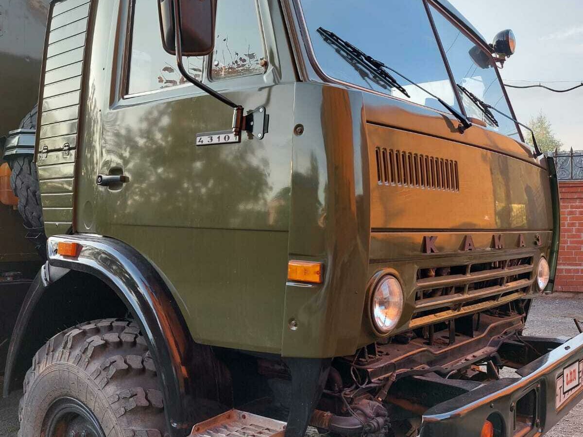 Купить б/у КамАЗ 4310 дизель механика в Екатеринбурге: зелёный фургон 1991 года на Авто.ру ID ...