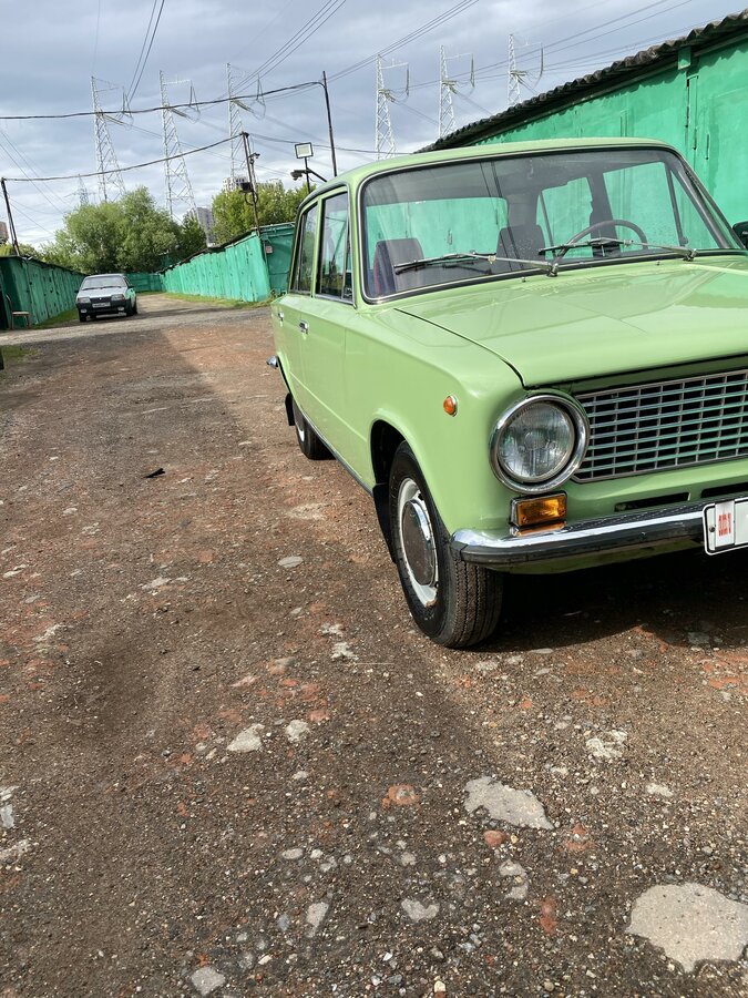 Купить б/у LADA (ВАЗ) 2101 1970-1988 1.2 MT (59 л.с.) бензин механика в Москве: зелёный Лада ...