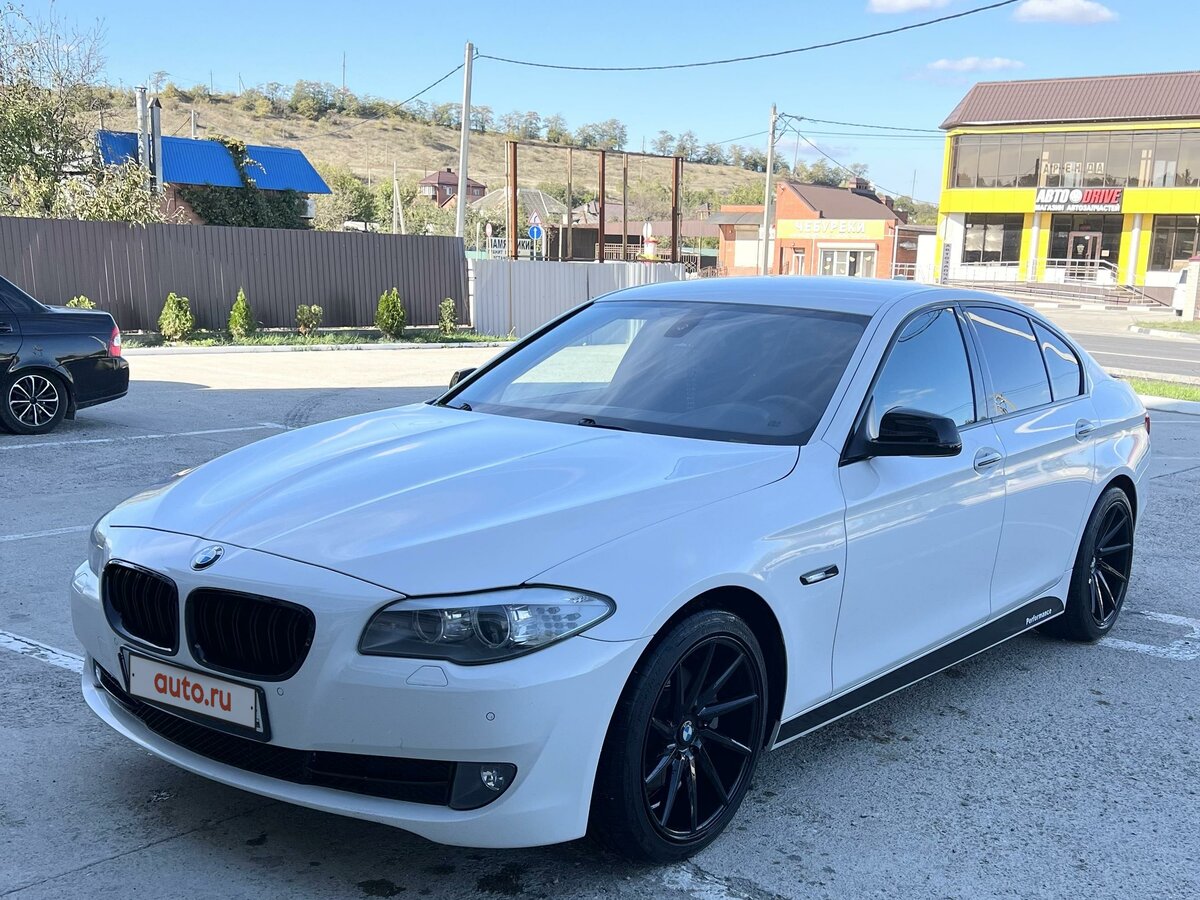 Купить б/у BMW 5 серии VI (F10/F11/F07) 523i 2.5 AT (204 л.с.) бензин автомат в Краснодаре ...