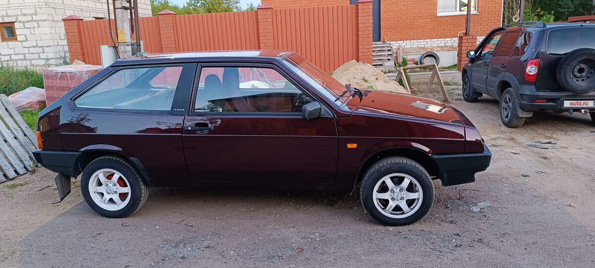 Купить б/у LADA (ВАЗ) 2108 1984-2005 1.3 MT (64 л.с.) бензин механика в Смоленске: пурпурный ...