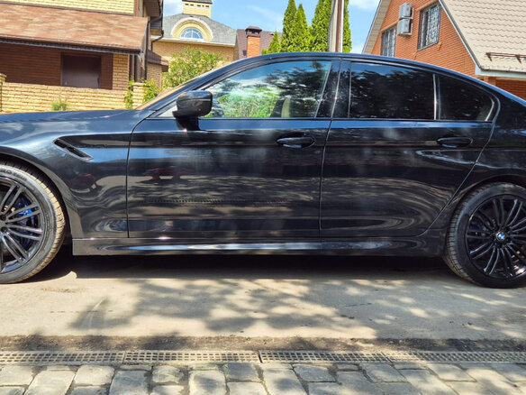 Купить б/у BMW 5 серии VII (G30/G31) 530d xDrive 3.0d AT (249 л.с.) 4WD ...