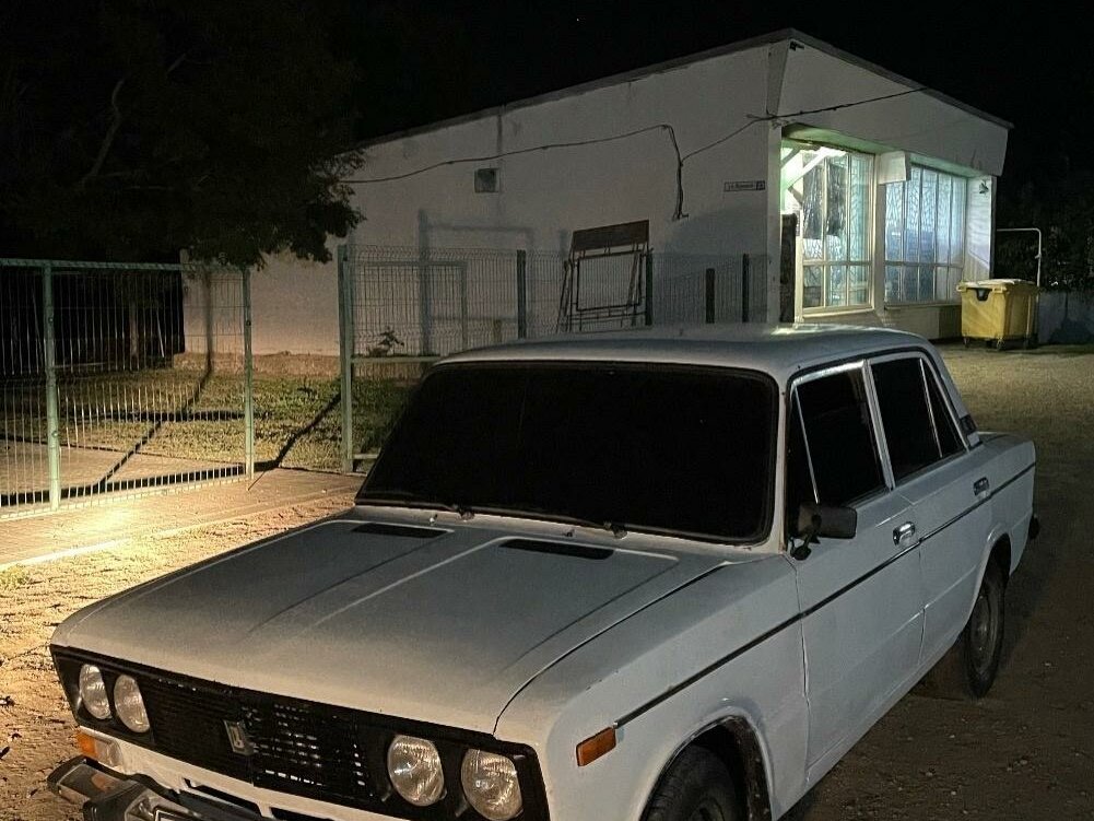 Купить б/у Lada (ВАЗ) 2106 1976-2006 1.3 MT (64 л.с.) бензин механика в Белореченске: белый Лада ...