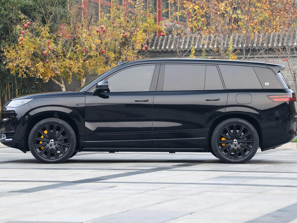 Купить б/у Denza N9 2024-2025 2.0hyb CVT (925 л.с.) 4WD гибрид вариатор в Иванове: чёрный Денза ...