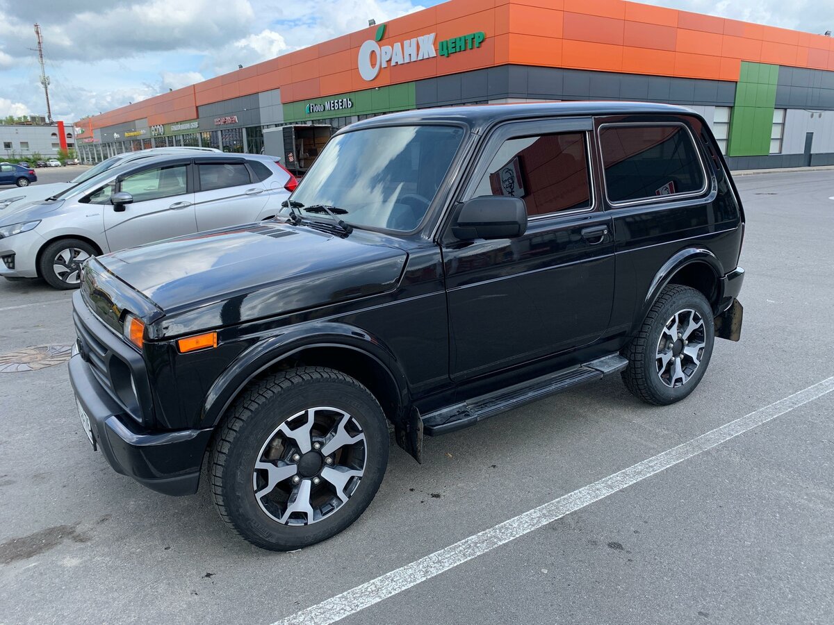 Купить б/у Lada (ВАЗ) 2121 (4x4) I Рестайлинг Urban 1.7 MT (83 л.с.) 4WD бензин механика в ...