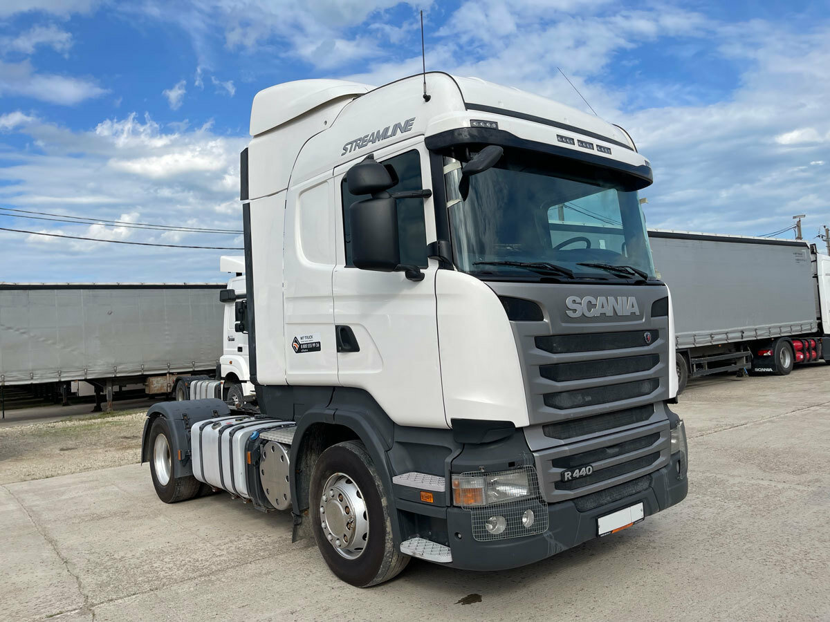 Купить б/у Scania R-Series дизель механика в Набережных Челнах: белый ...