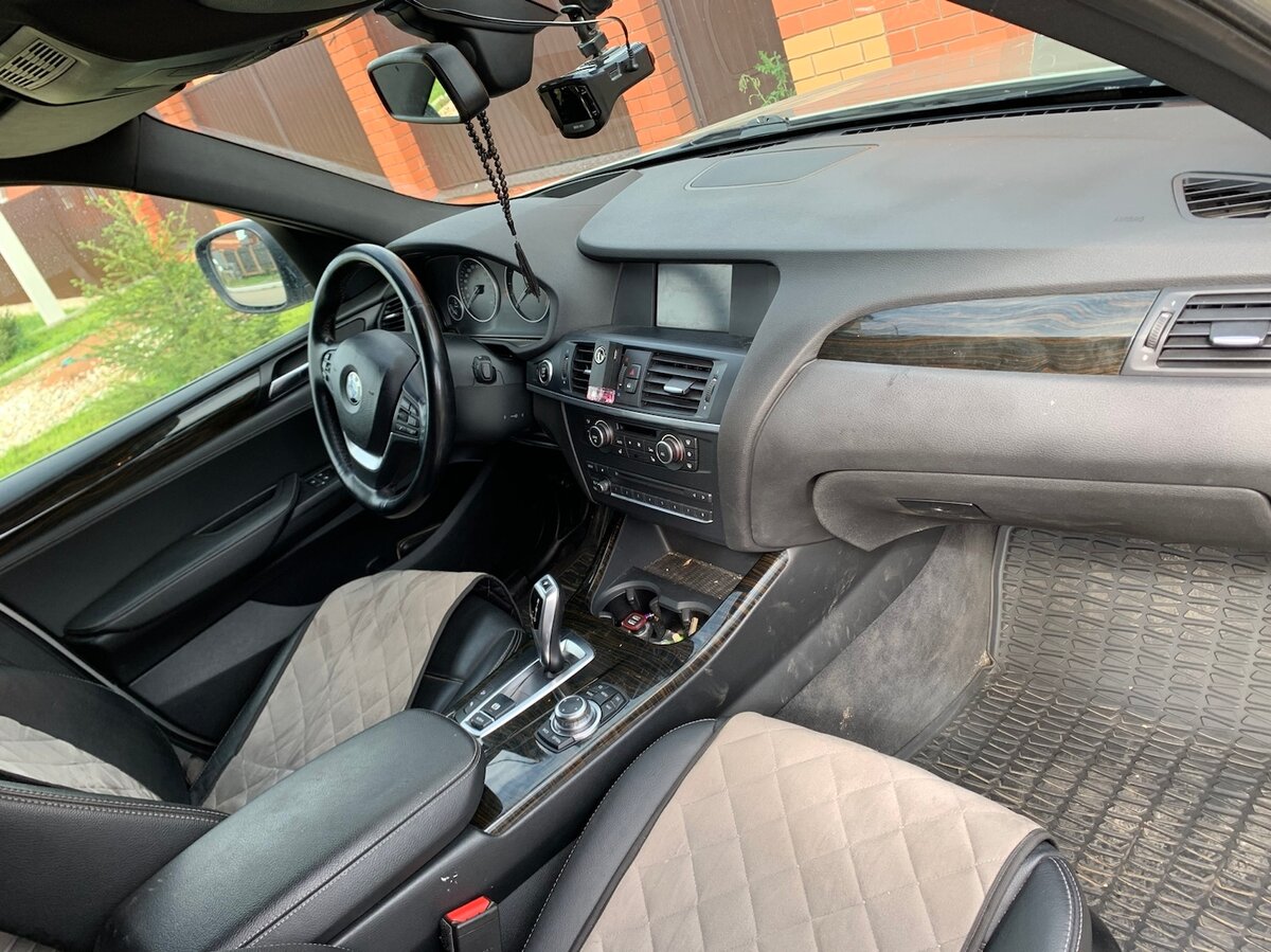 Купить б/у BMW X3 II (F25) 20d xDrive 2.0d AT (184 л.с.) 4WD дизель ...