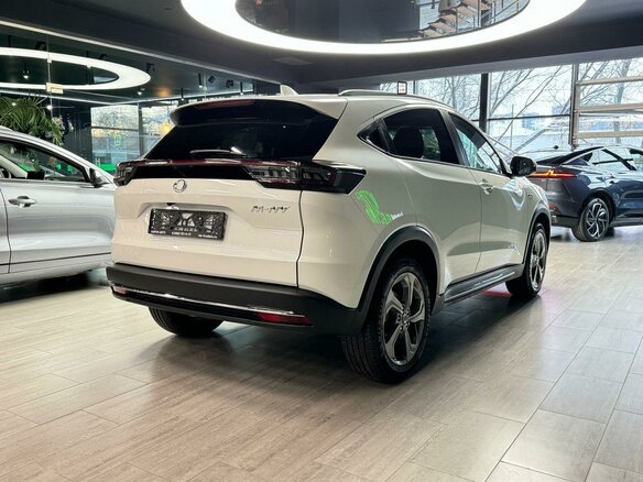 Купить б/у Ciimo (Dongfeng-Honda) M-NV I Electro AT (120 кВт) электро ...