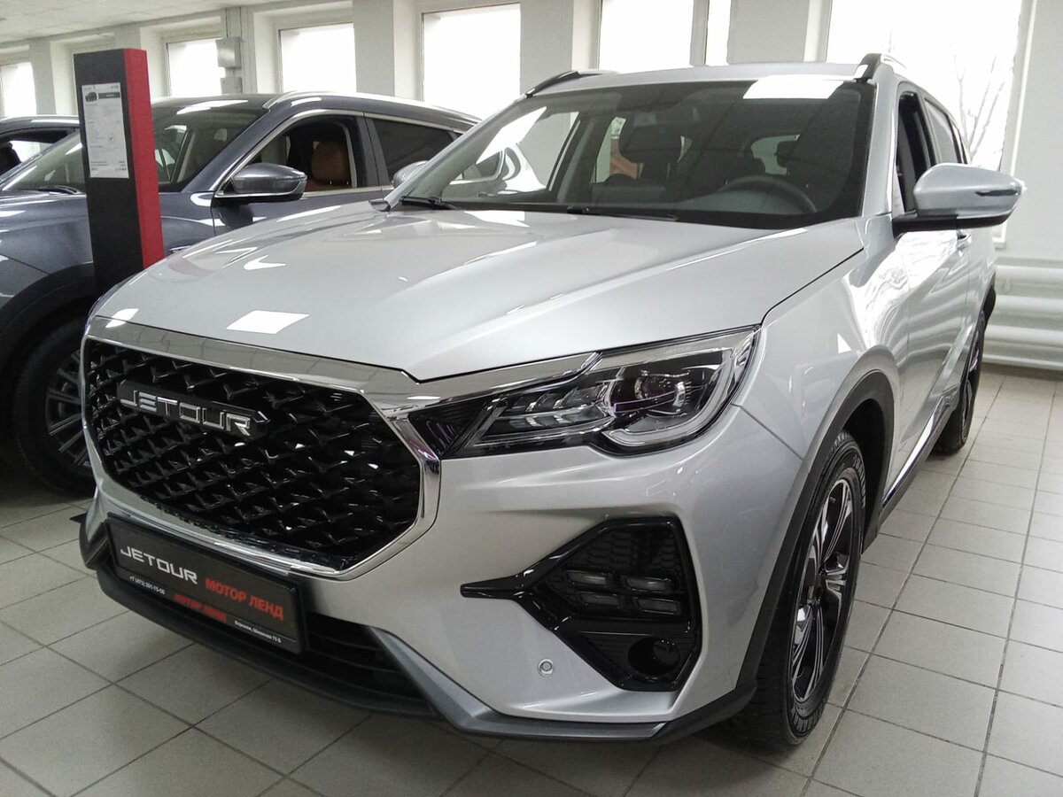 Купить новый JETOUR X70 I Рестайлинг 2 1.5 AMT (147 л.с.) бензин робот в Воронеже: серебристый ...