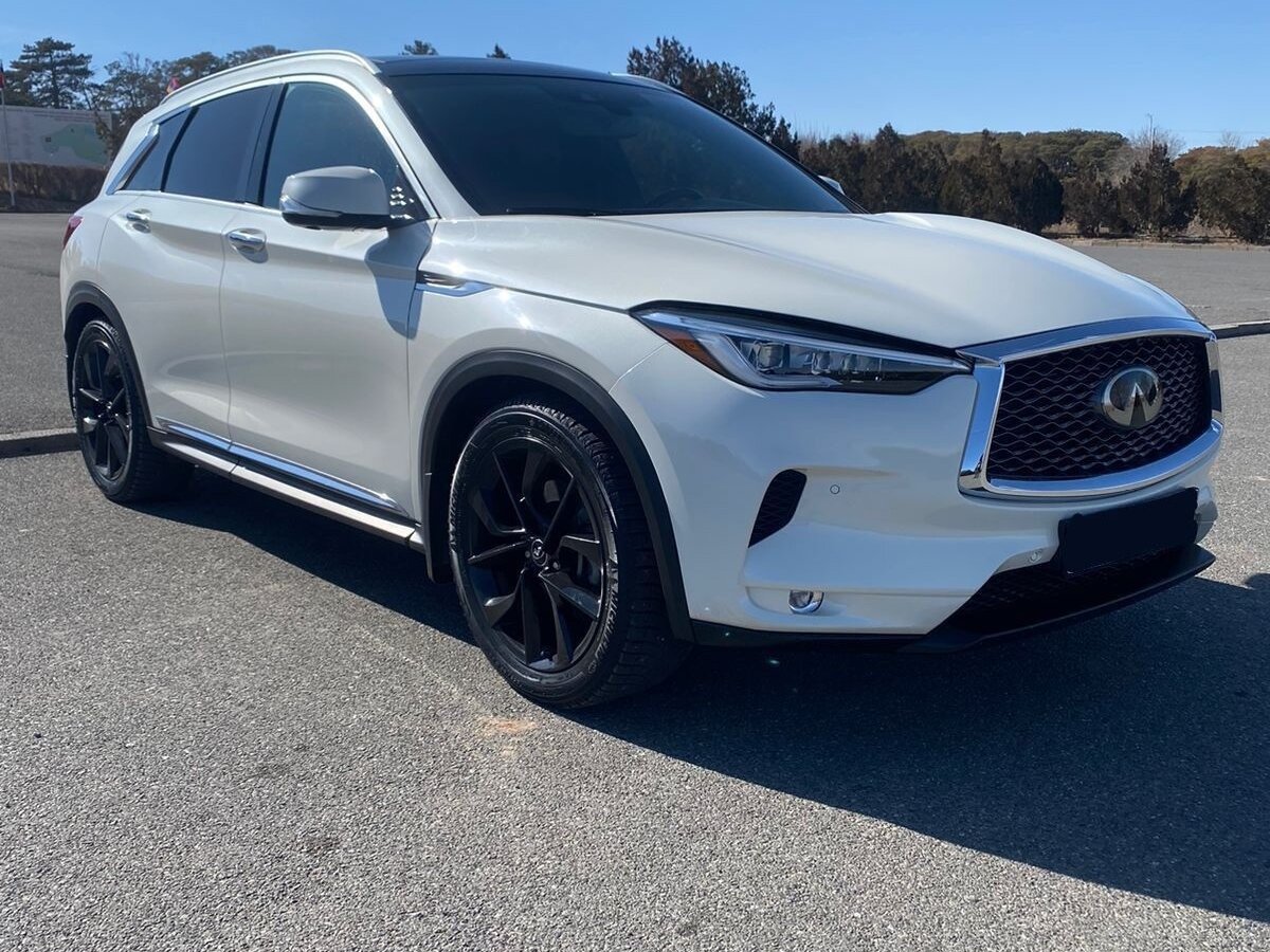 Купить б/у Infiniti QX50 II 2.0 CVT (272 л.с.) бензин вариатор в Москве: белый Инфинити ку икс ...