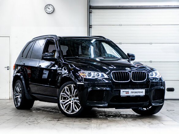 Купить б/у BMW X5 M I (E70) 4.4 AT (555 л.с.) 4WD бензин автомат в Санкт-Петербурге: чёрный БМВ ...