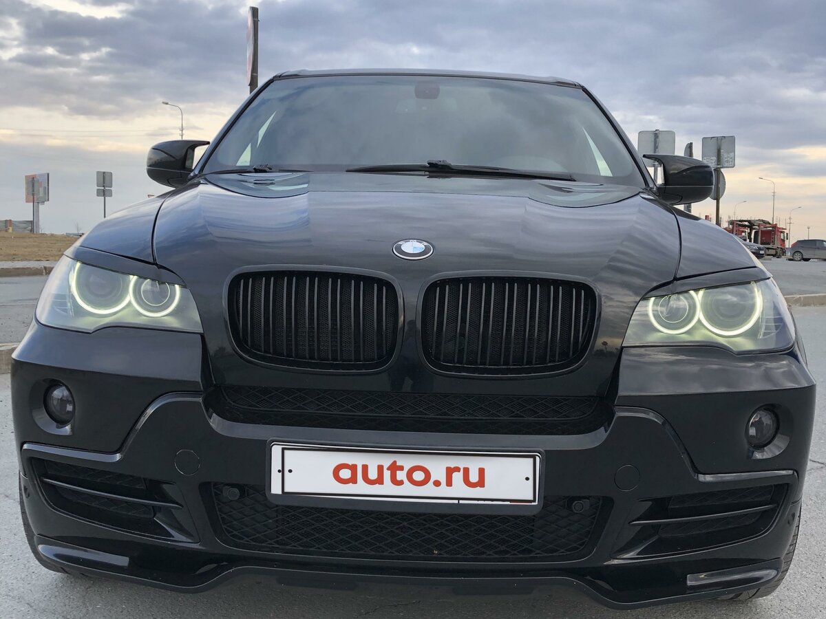 Купить б/у BMW X5 II (E70) 3.0si 3.0 AT (272 л.с.) 4WD бензин автомат в Сургуте: чёрный БМВ Х5 ...