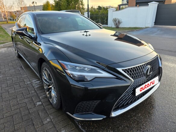 Купить б/у Lexus LS V Рестайлинг 350 3.5 AT (316 л.с.) бензин автомат в Москве: чёрный Лексус лс ...