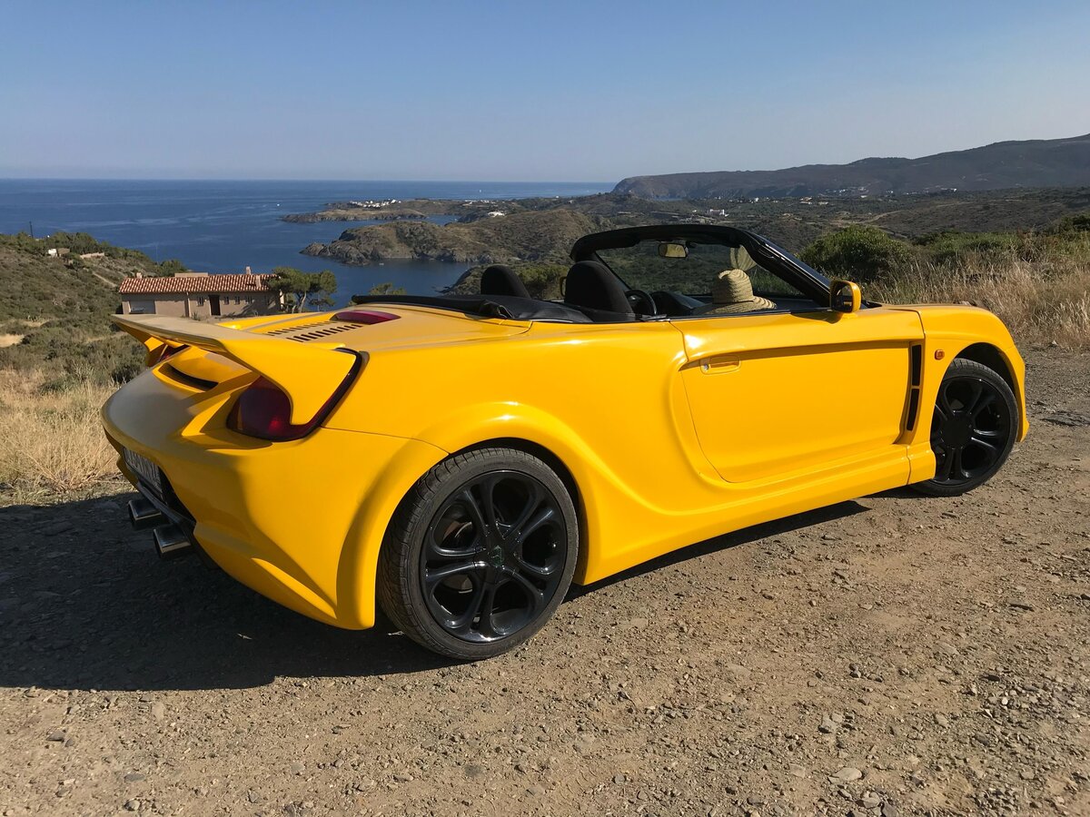 Купить б/у Toyota MR2 III (W30) 5-speed 1.8 MT (140 л.с.) бензин механика в Москве: жёлтый ...