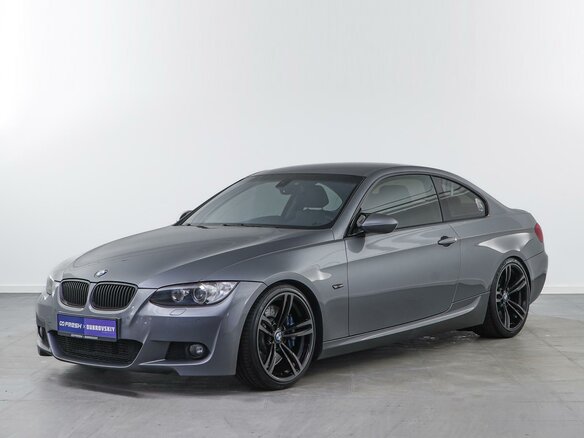 Купить б/у BMW 3 серии V (E90/E91/E92/E93) 335i 3.0 AT (306 л.с.) бензин автомат в Москве: серый ...