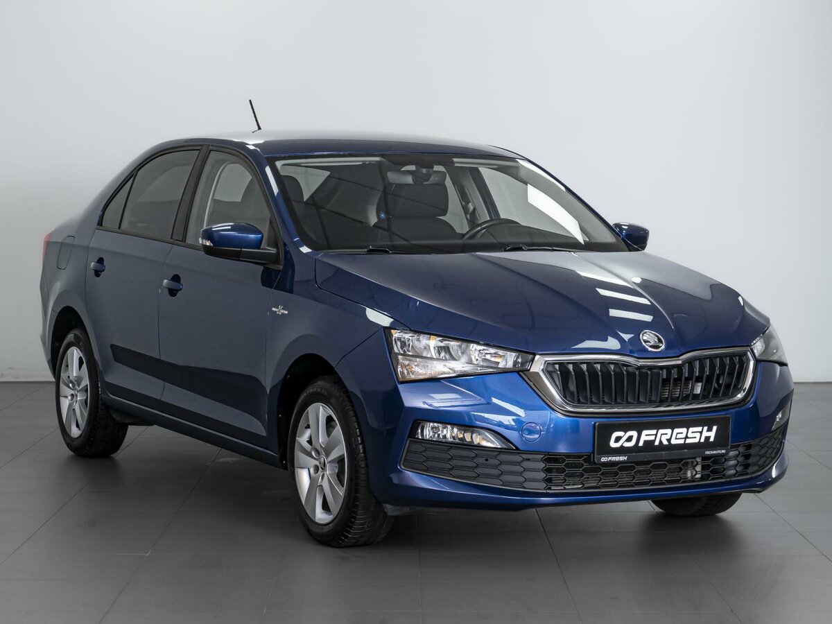 Купить б/у Skoda Rapid II 1.6 AT (110 л.с.) бензин автомат в Ставрополе: синий Шкода Рапид II ...