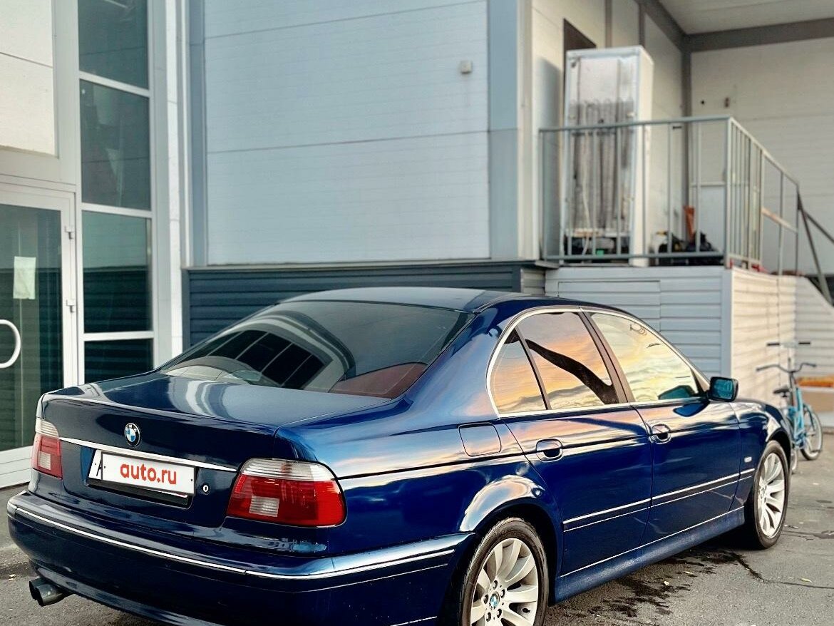 Купить б/у BMW 5 серии IV (E39) 523i 2.5 MT (170 л.с.) бензин механика в Санкт-Петербурге: синий ...