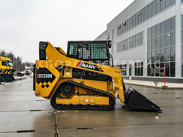 Купить новый Sany ST230V в Екатеринбурге: жёлтый мини-погрузчик 2025 ...