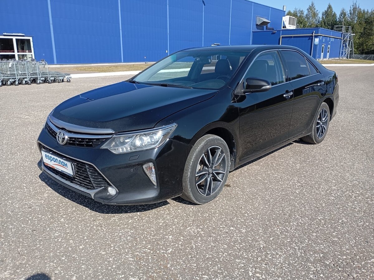 Купить б/у Toyota Camry VII (XV50) Рестайлинг 2 2.5 AT (181 л.с ...