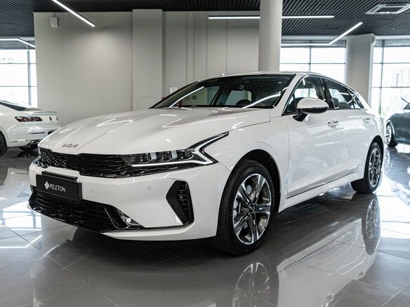 Купить новый Kia K5 III 2.0 AT (240 л.с.) бензин автомат в Москве: белый Киа к5 III седан 2024 ...