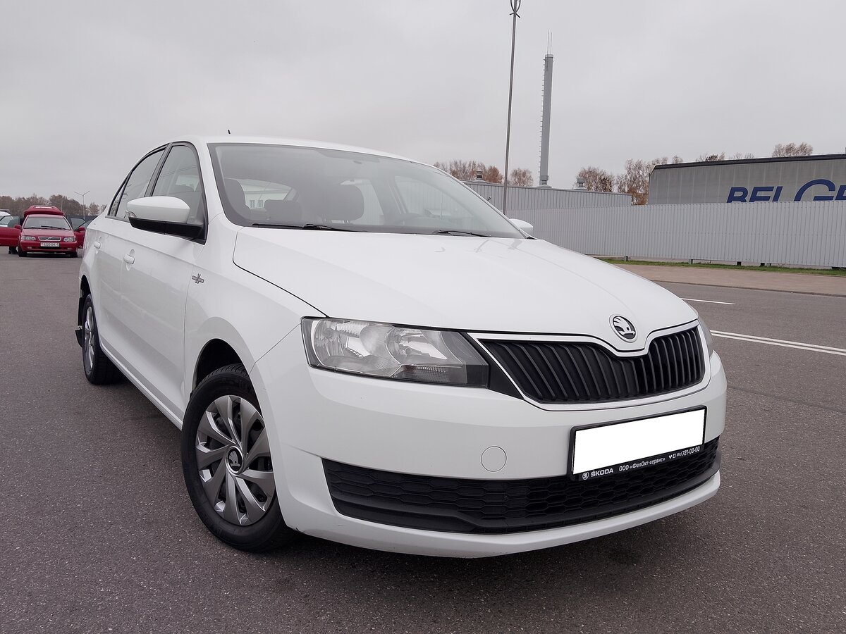 Купить б/у Skoda Rapid I Рестайлинг 1.6 MT (90 л.с.) бензин механика в ...