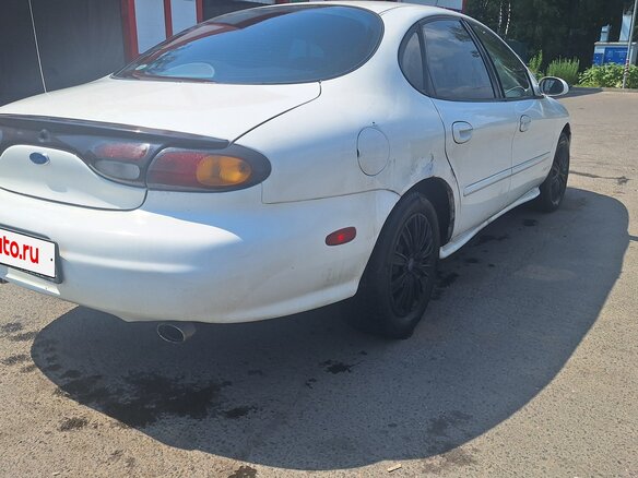 Купить б/у Ford Taurus III 3.0 AT (200 л.с.) бензин автомат в Москве ...