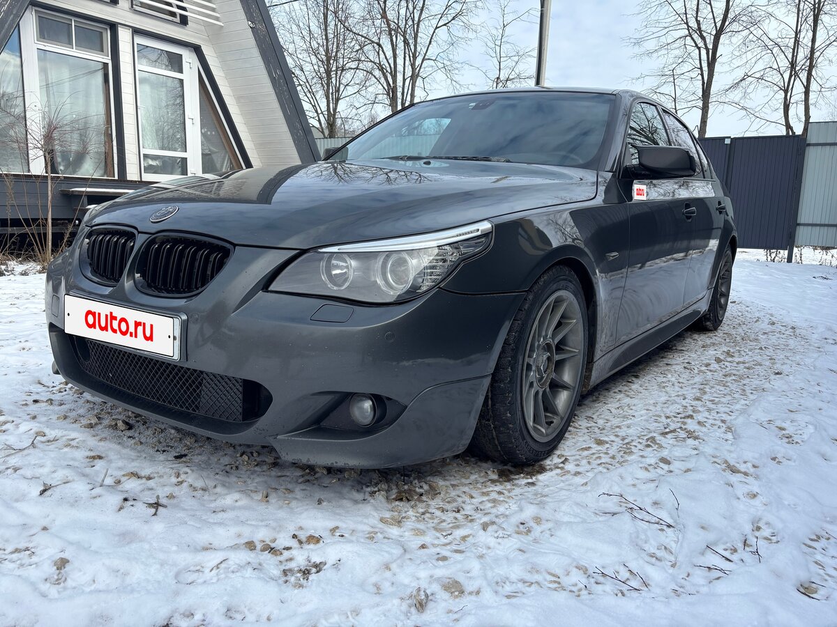 Купить б/у BMW 5 серии V (E60/E61) 530d 3.0d AT (218 л.с.) дизель автомат в Москве: серый БМВ 5 ...