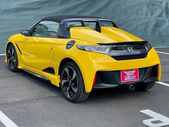 Купить б/у Honda S660 2015-2022 0.7 CVT (64 л.с.) бензин вариатор во Владивостоке: жёлтый Хонда ...