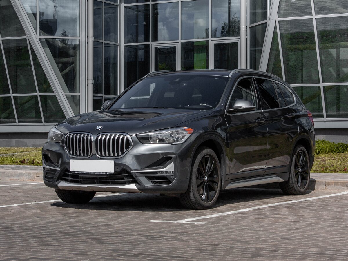 Купить б/у BMW X1 II (F48) Рестайлинг 28i sDrive 2.0 AT (231 л.с ...