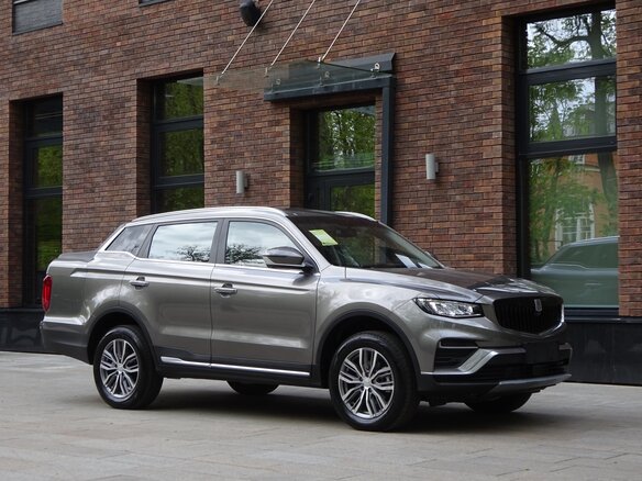 Купить б/у Geely Yuancheng (Farizon) FX 2020-2023 1.8 AMT (184 л.с ...