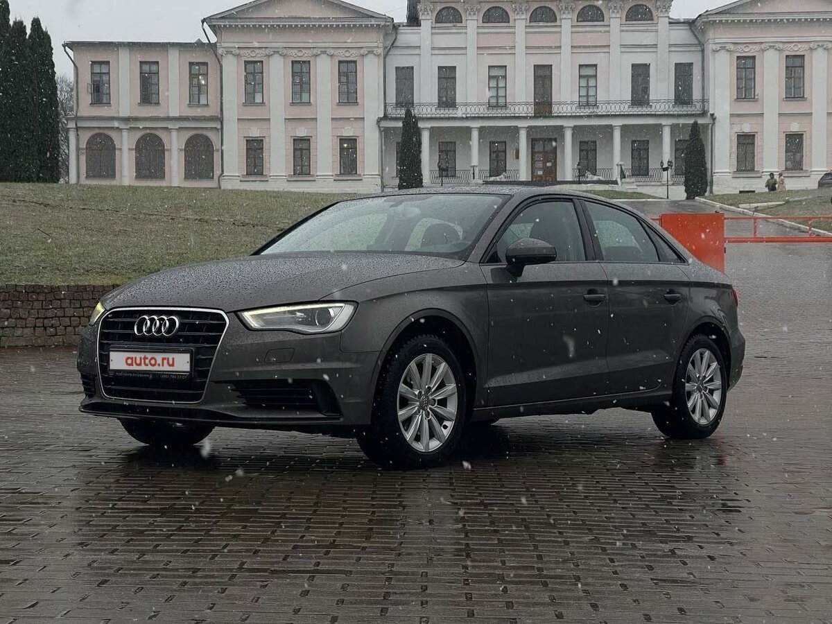 Купить б/у Audi A3 III (8V) 1.4 AMT (122 л.с.) бензин робот в Москве ...