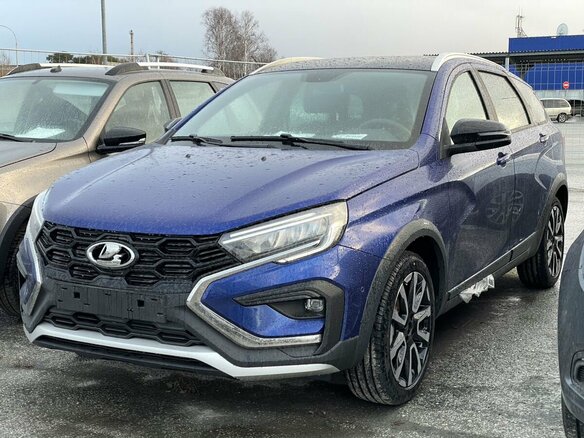 Купить новый Lada (ВАЗ) Vesta I Рестайлинг (NG) SW Cross 1.8 MT (122 л ...