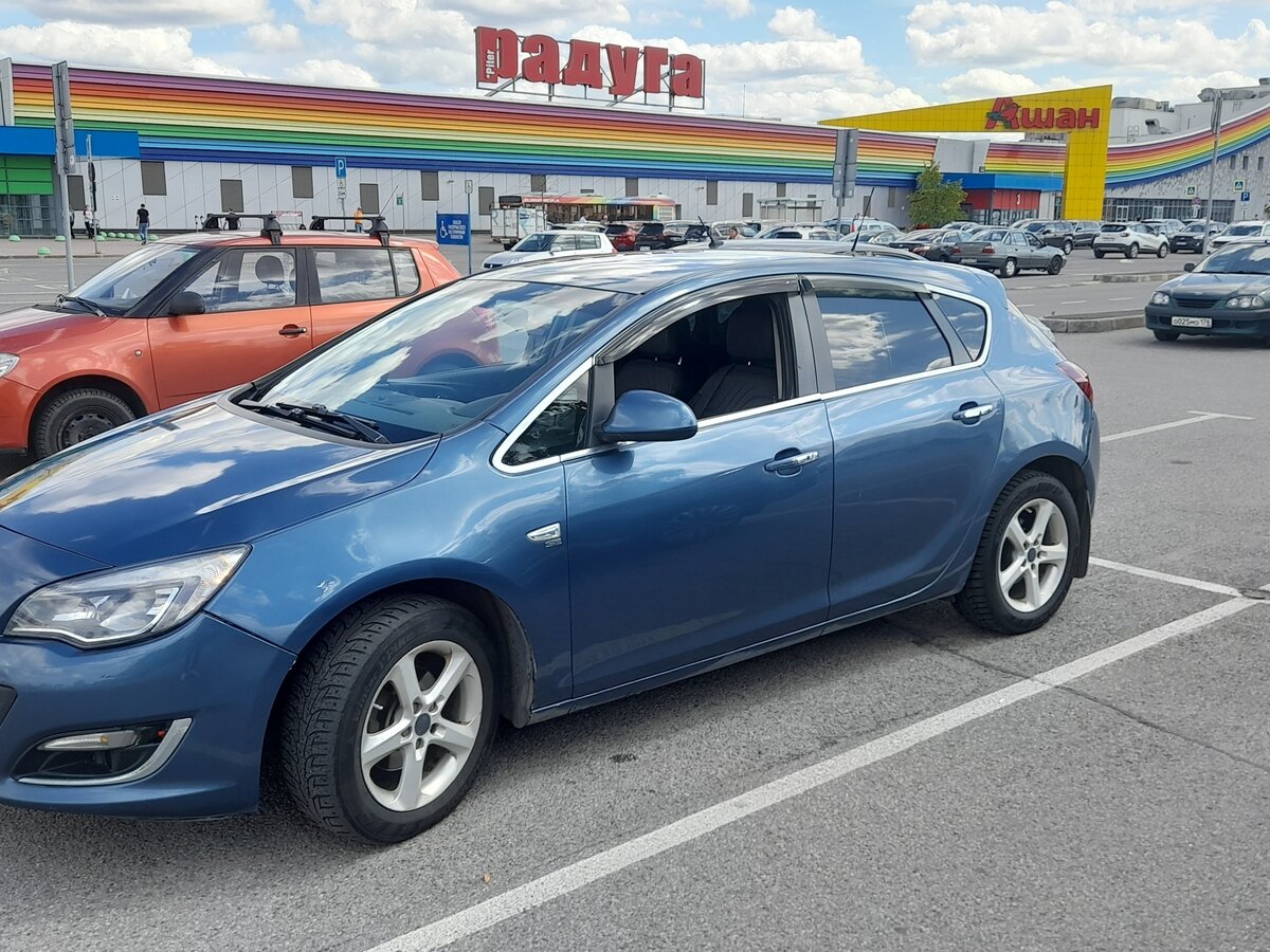 Купить б/у Opel Astra J Рестайлинг 1.4 AT (140 л.с.) бензин автомат в ...