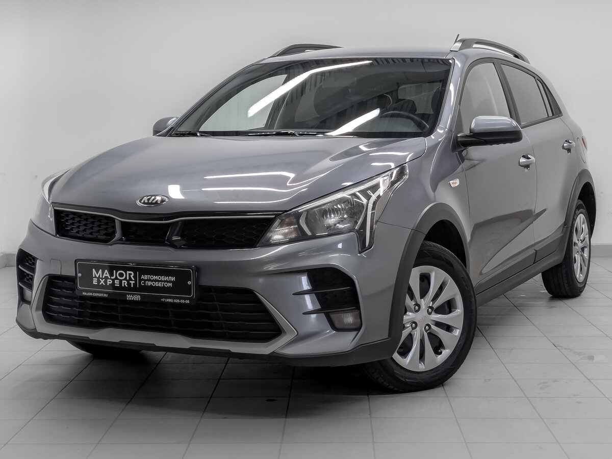 Купить б/у Kia Rio IV Рестайлинг X 1.6 AT (123 л.с.) бензин автомат в Москве: серебристый Киа ...