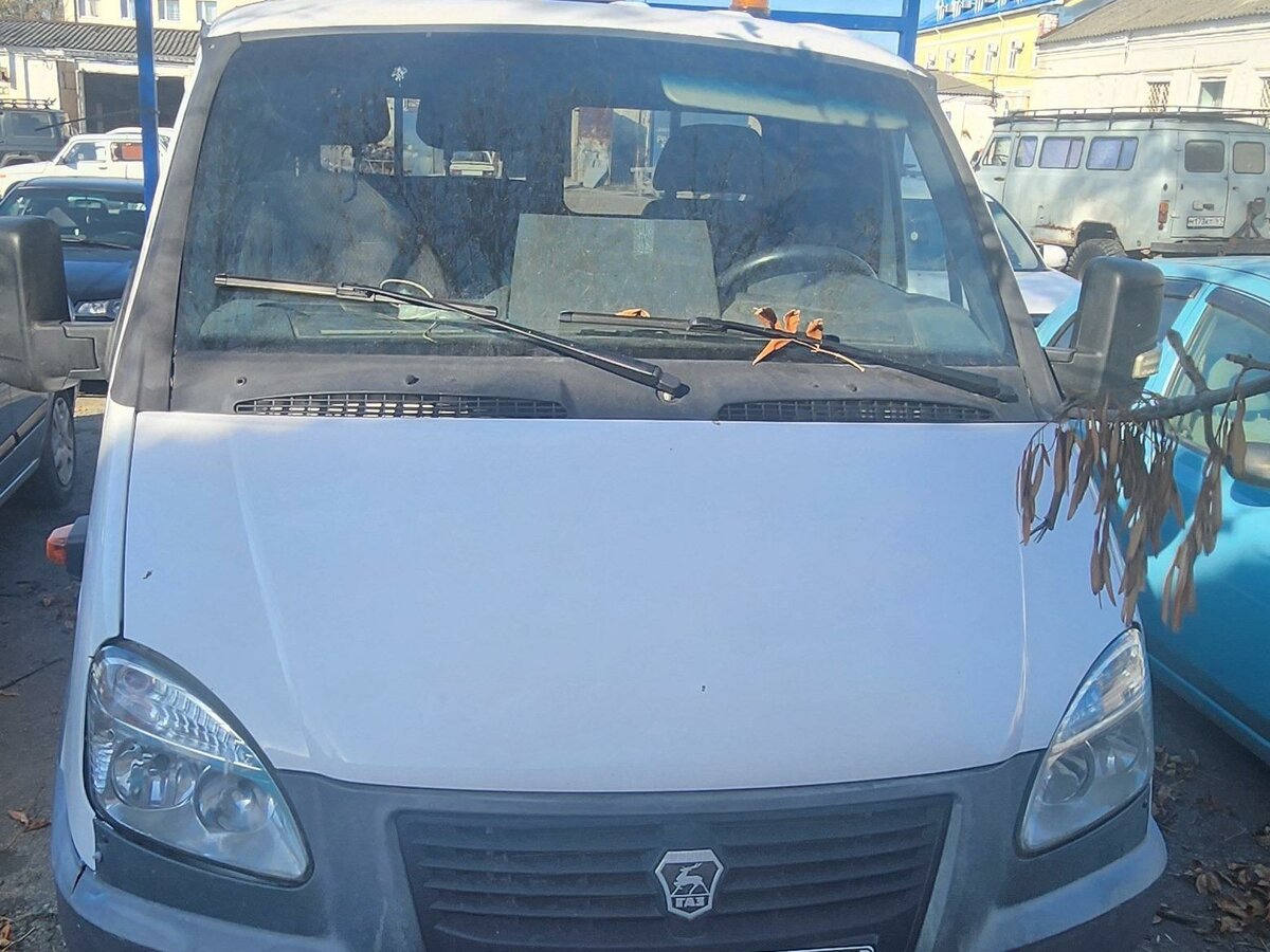 Купить б/у ГАЗ ГАЗель (3302) бензин-газ механика в Лабинске: белый бортовой с кму 2009 года по ...