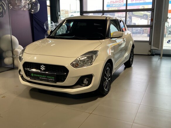 Купить б/у Suzuki Swift V 1.2 CVT (91 л.с.) бензин вариатор в ...