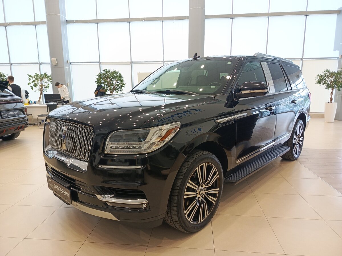 Купить б/у Lincoln Navigator IV L 3.5 AT (456 л.с.) 4WD бензин автомат ...