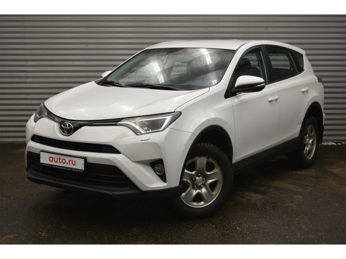 Купить б/у Toyota RAV4 IV (XA40) Рестайлинг 2.0 CVT (146 л.с.) бензин ...