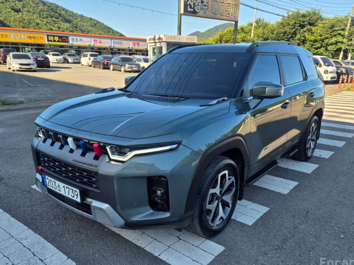 Купить б/у SsangYong Torres 2022-2023 1.5 AT (170 л.с.) 4WD бензин автомат во Владивостоке ...