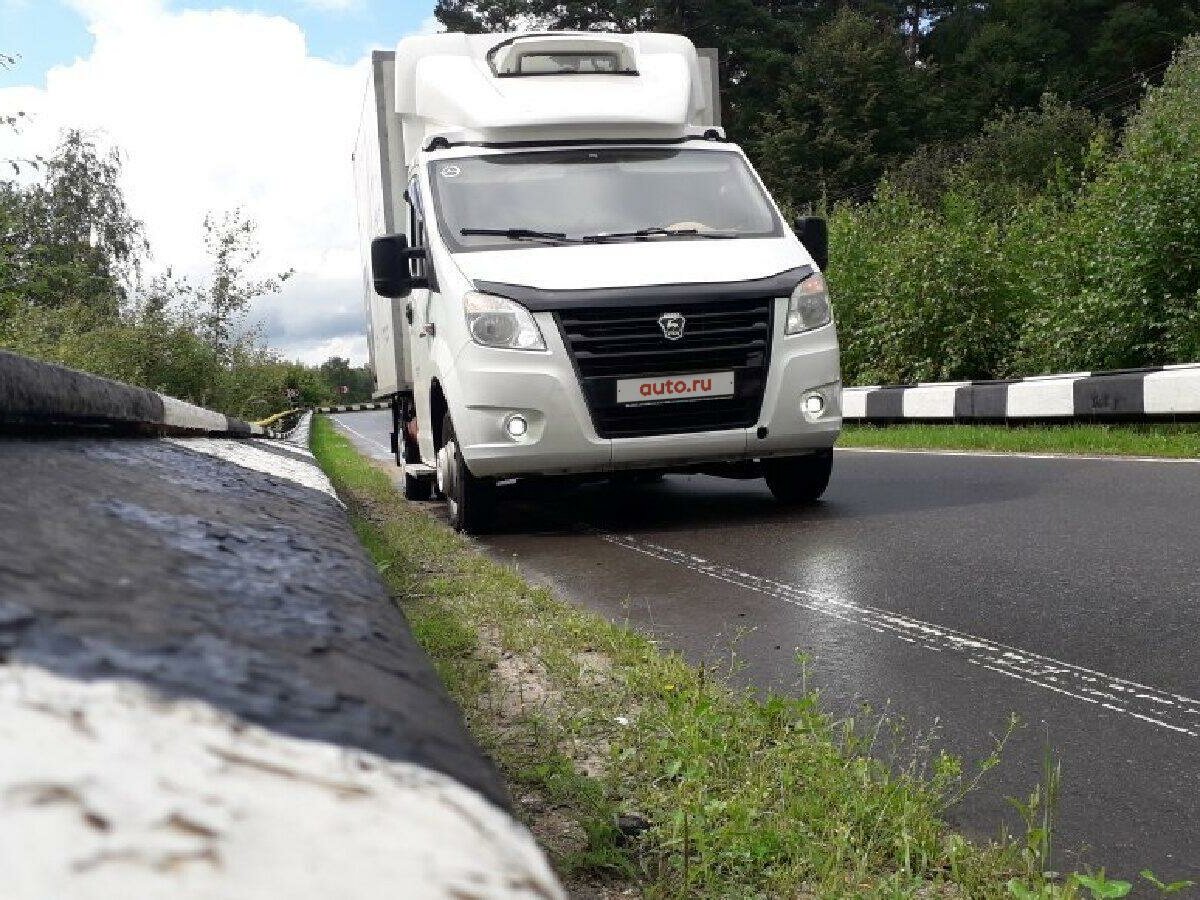 Купить б/у ГАЗ ГАЗель Next бензин-газ механика в Королёве: белый ...